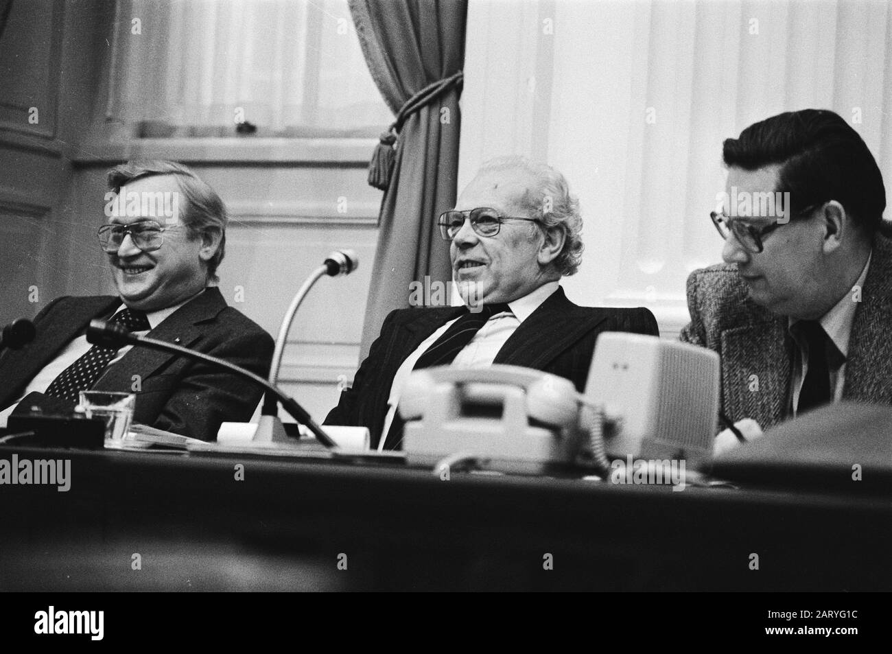 N break Black and White Stock Photos & Images - Alamy