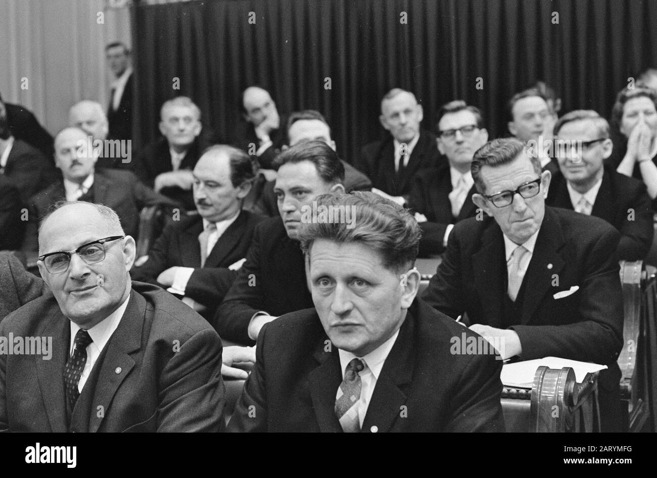 Second Chamber meeting for the first time, the fraction of the Peasant ...