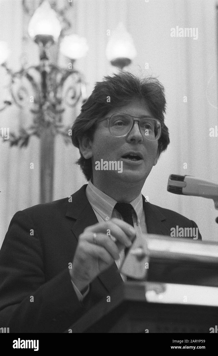 Jacques wallage hi-res stock photography and images - Alamy