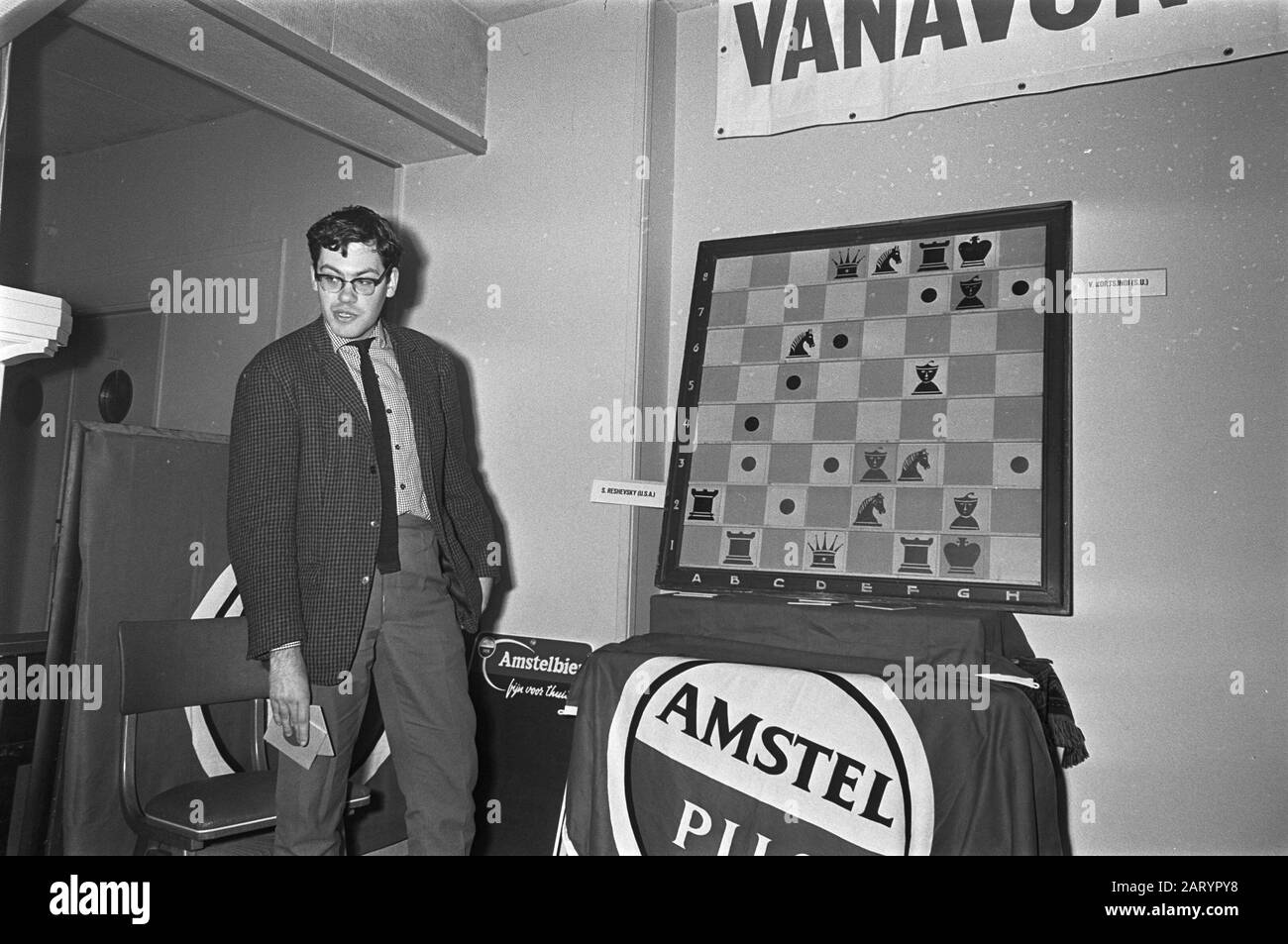 Game vision Black and White Stock Photos & Images - Alamy