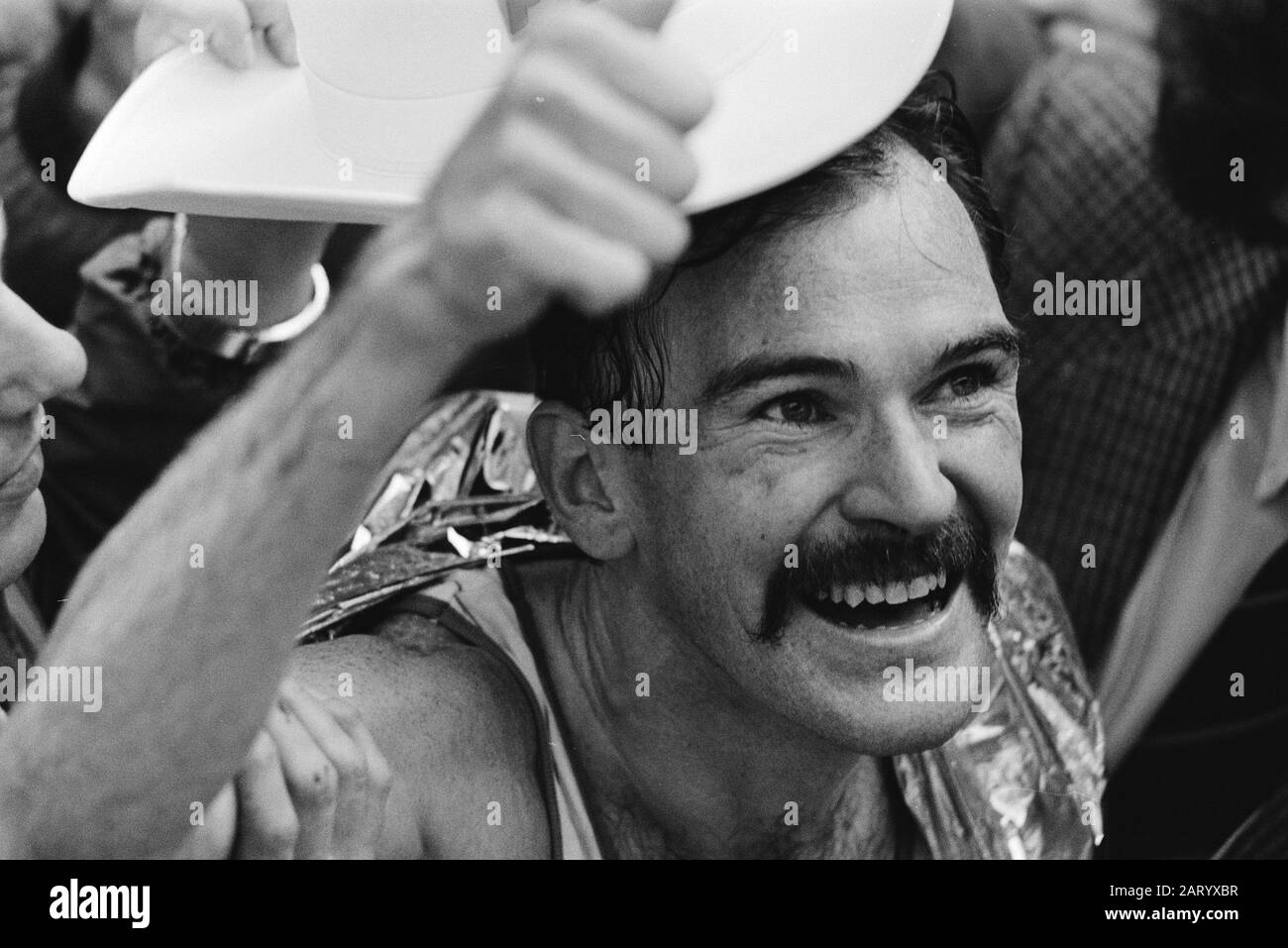 Robert de castella Black and White Stock Photos & Images - Alamy