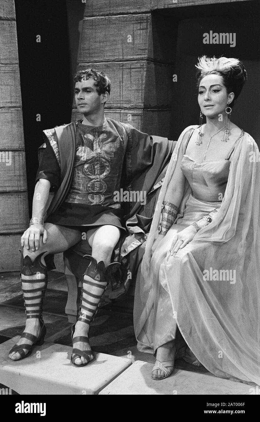 vPro television. An idealist of Kaj Munk. Henk van Ulsen (Antonius) and ...