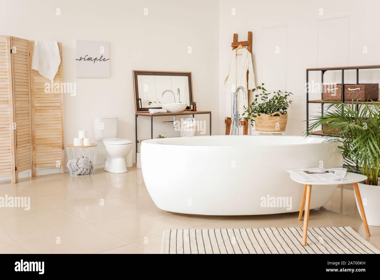 Interior of modern comfortable bathroom Stock Photo - Alamy
