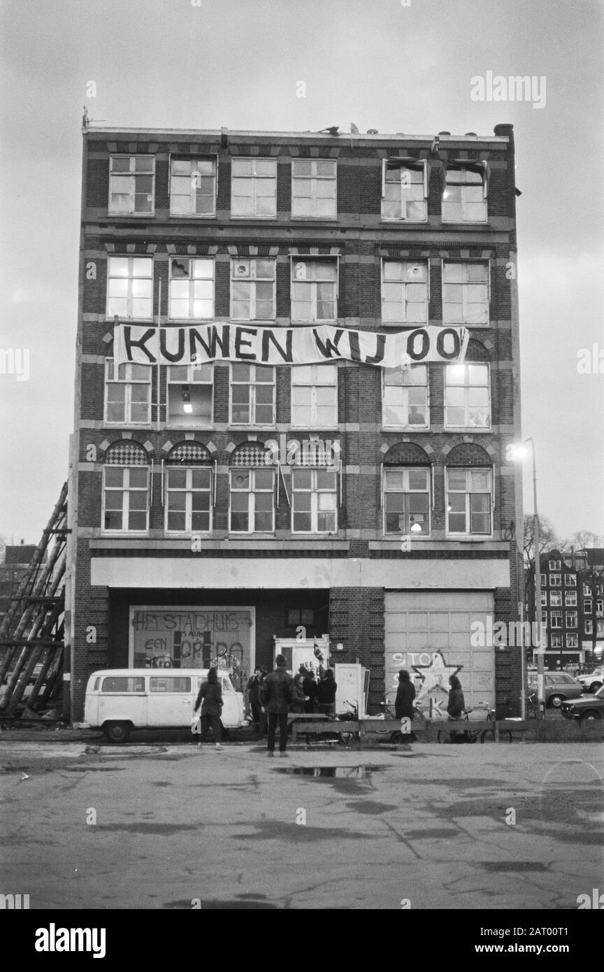 Old young people on Black and White Stock Photos & Images - Alamy