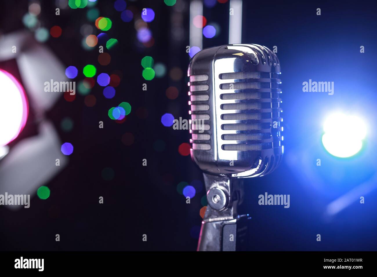 Retro microphone on stage hi-res stock photography and images - Alamy
