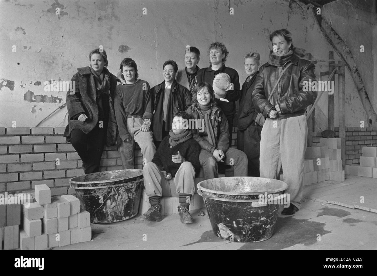 Female construction workers convert building hi-res stock photography ...