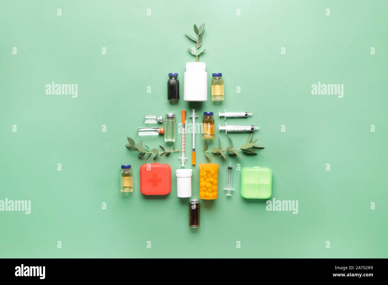 Arrangement of syringes hi-res stock photography and images - Alamy