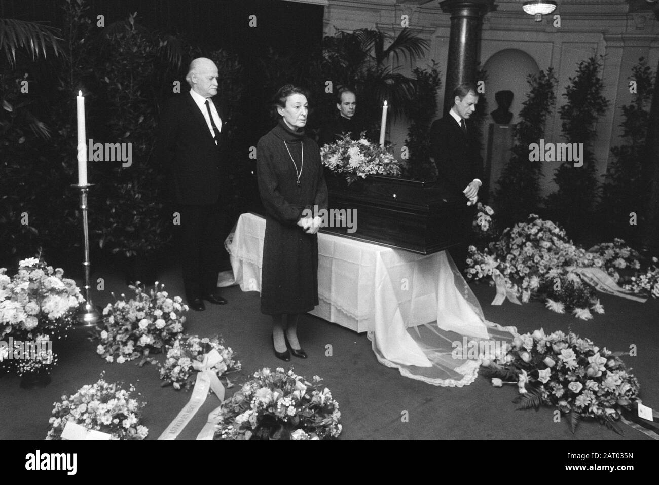 Farewell mourning Black and White Stock Photos & Images - Alamy