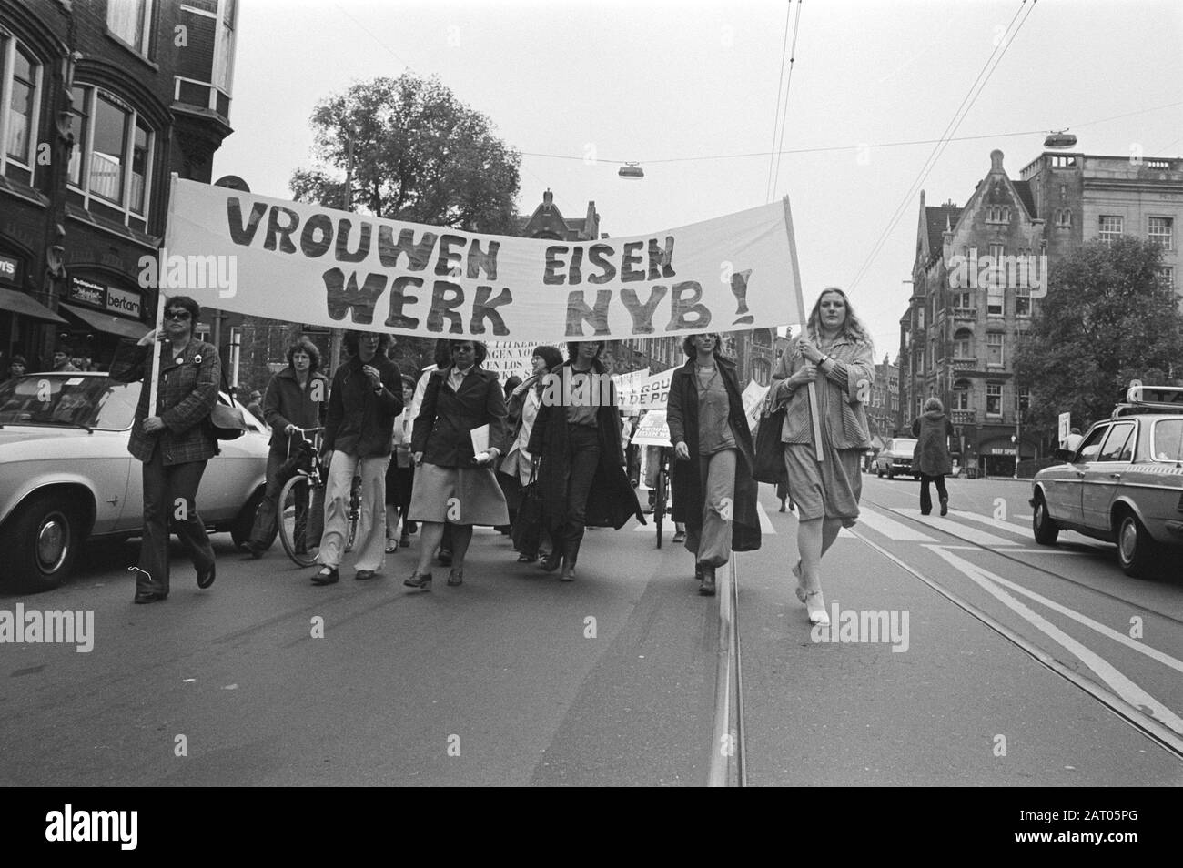 Dutch womens movement hi-res stock photography and images - Alamy