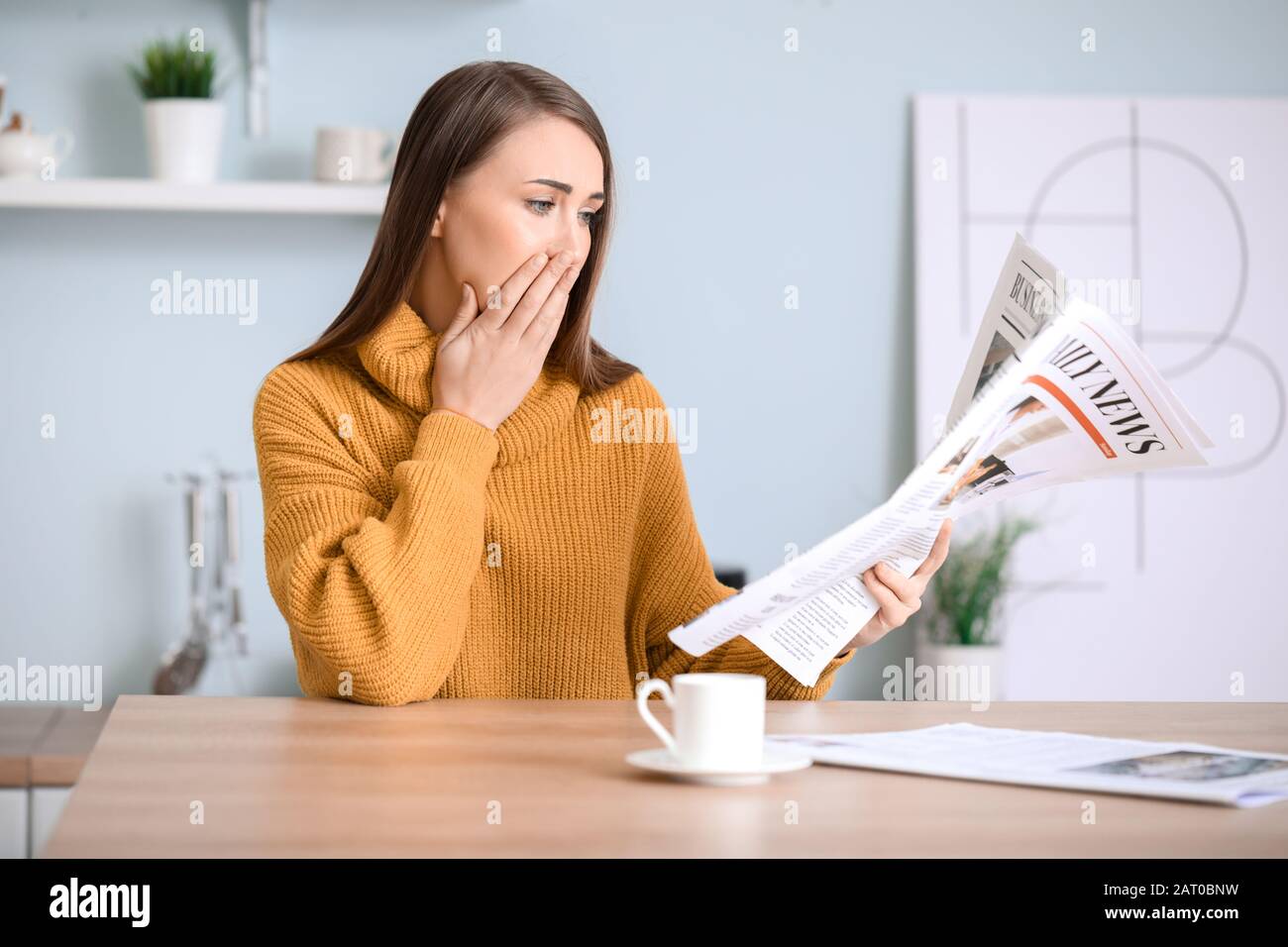 Scared people reading newspaper hi-res stock photography and images - Alamy