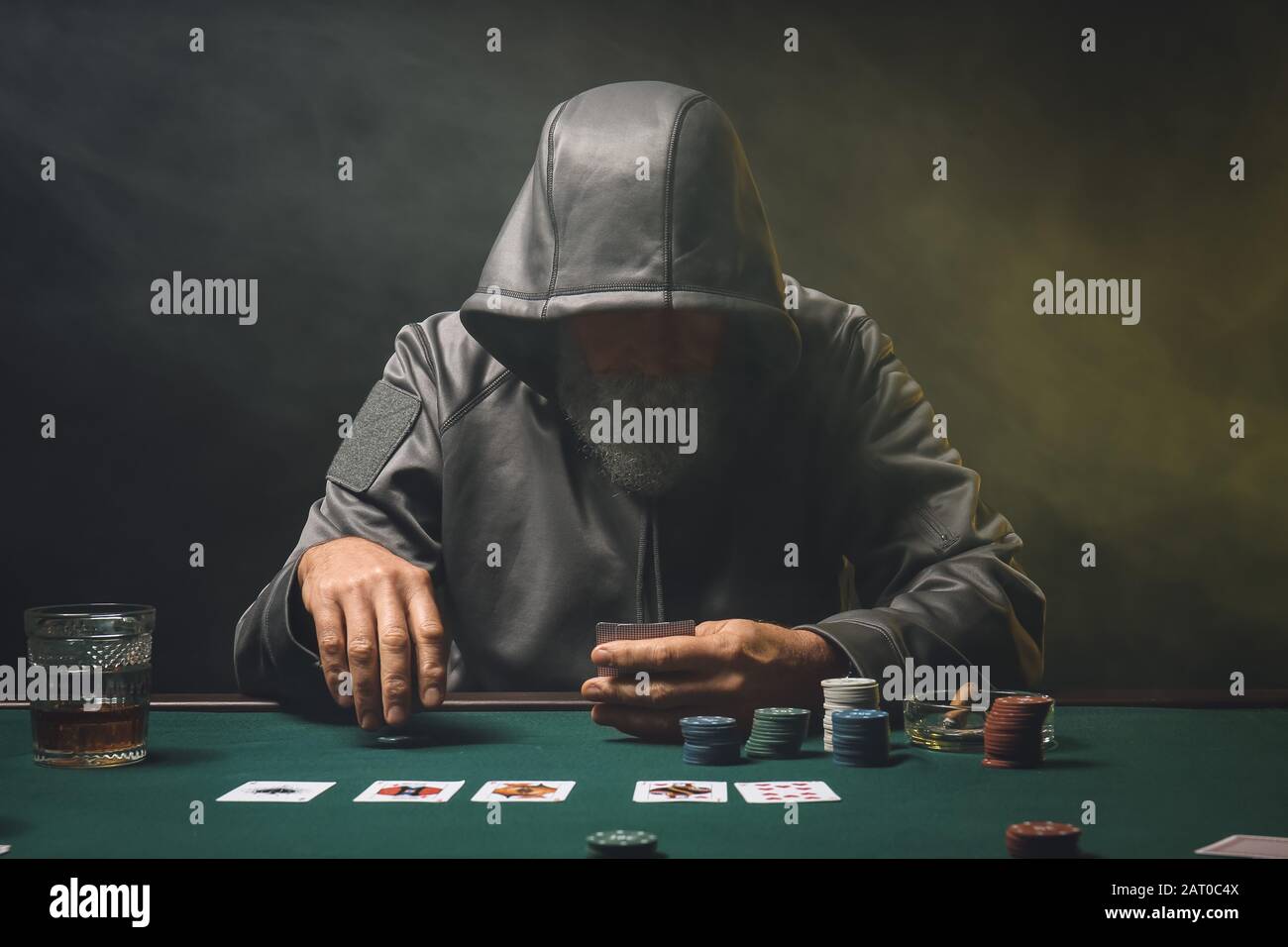 Cardsharp hi-res stock photography and images - Alamy