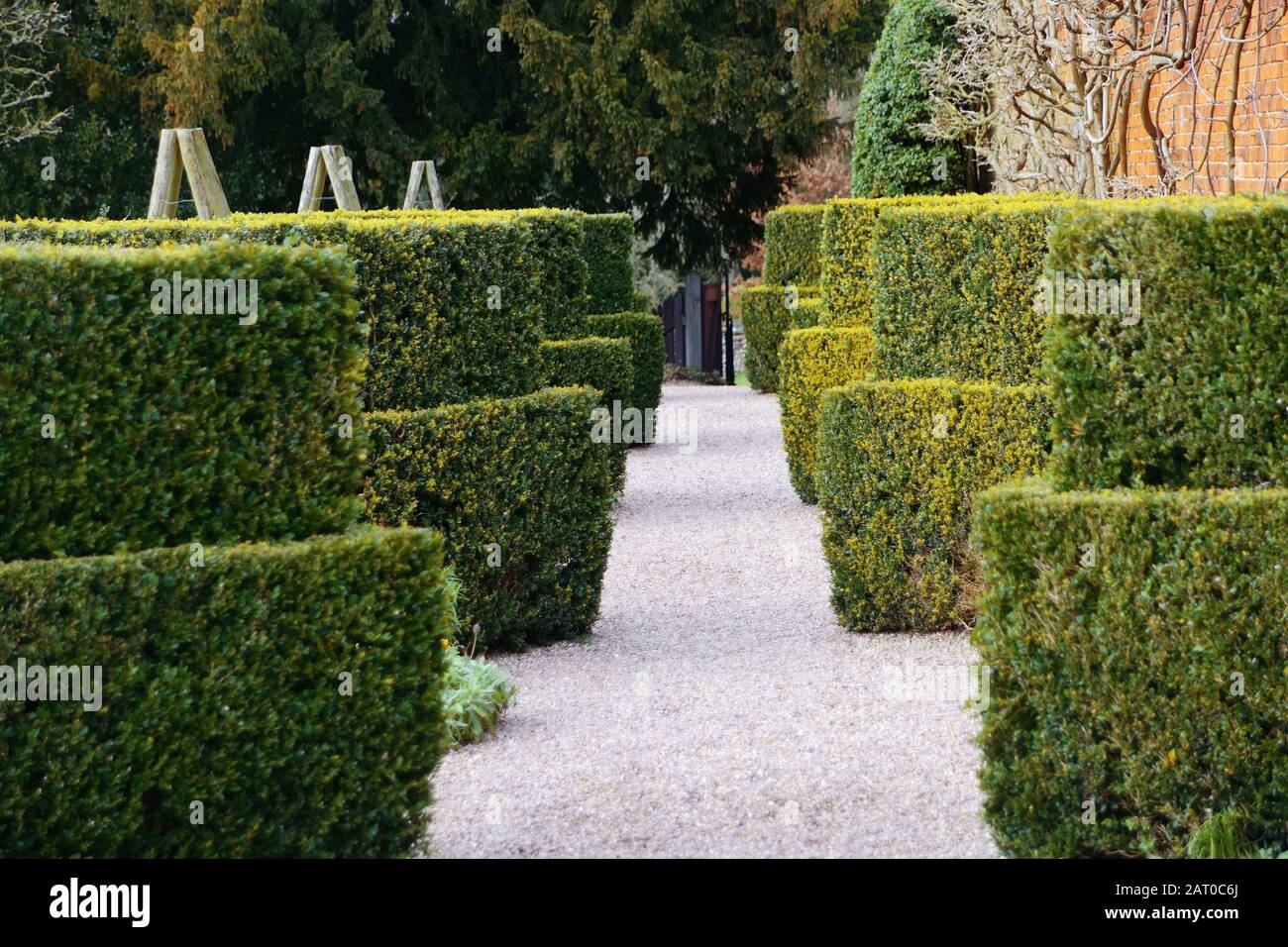 Flower garden stately home hi-res stock photography and images - Alamy