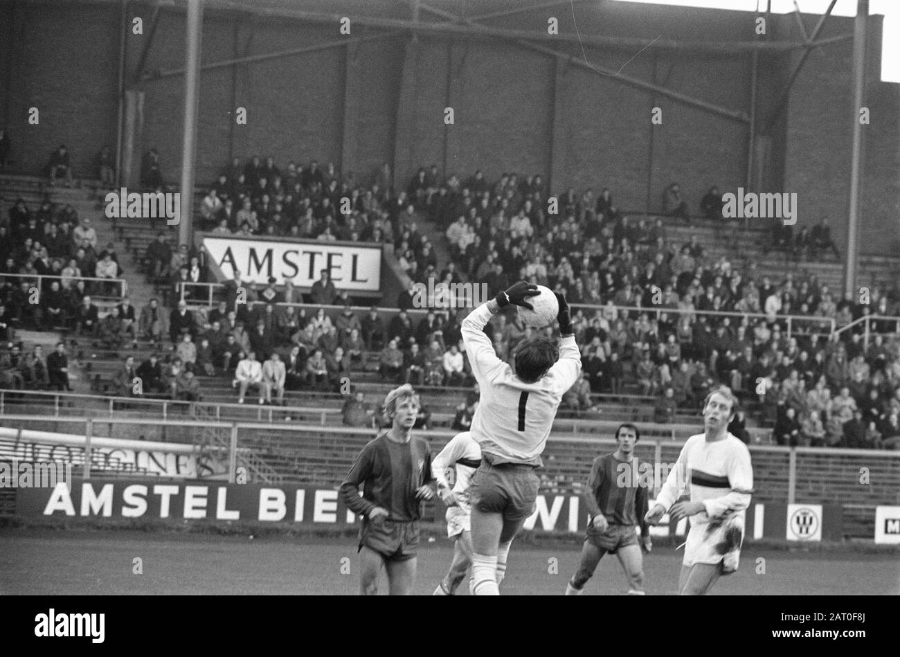 Jaski scores hi-res stock photography and images - Alamy