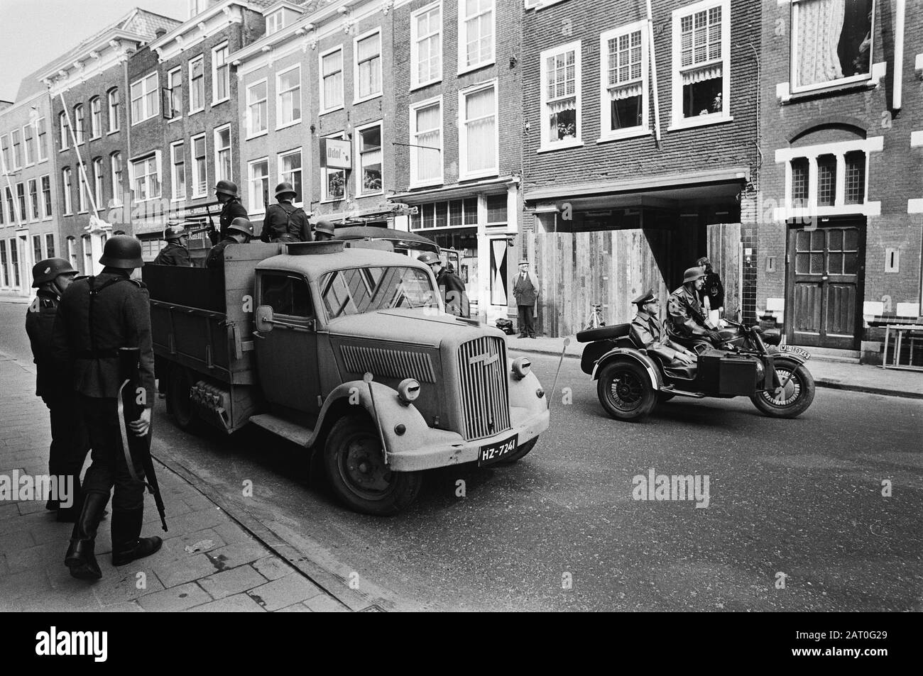 German american production Black and White Stock Photos & Images - Alamy