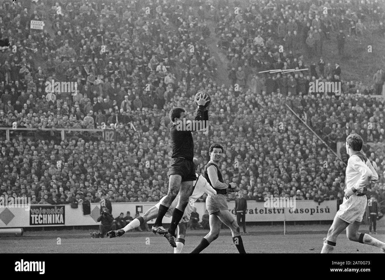 Goalkeeper ivo viktor hi-res stock photography and images - Alamy