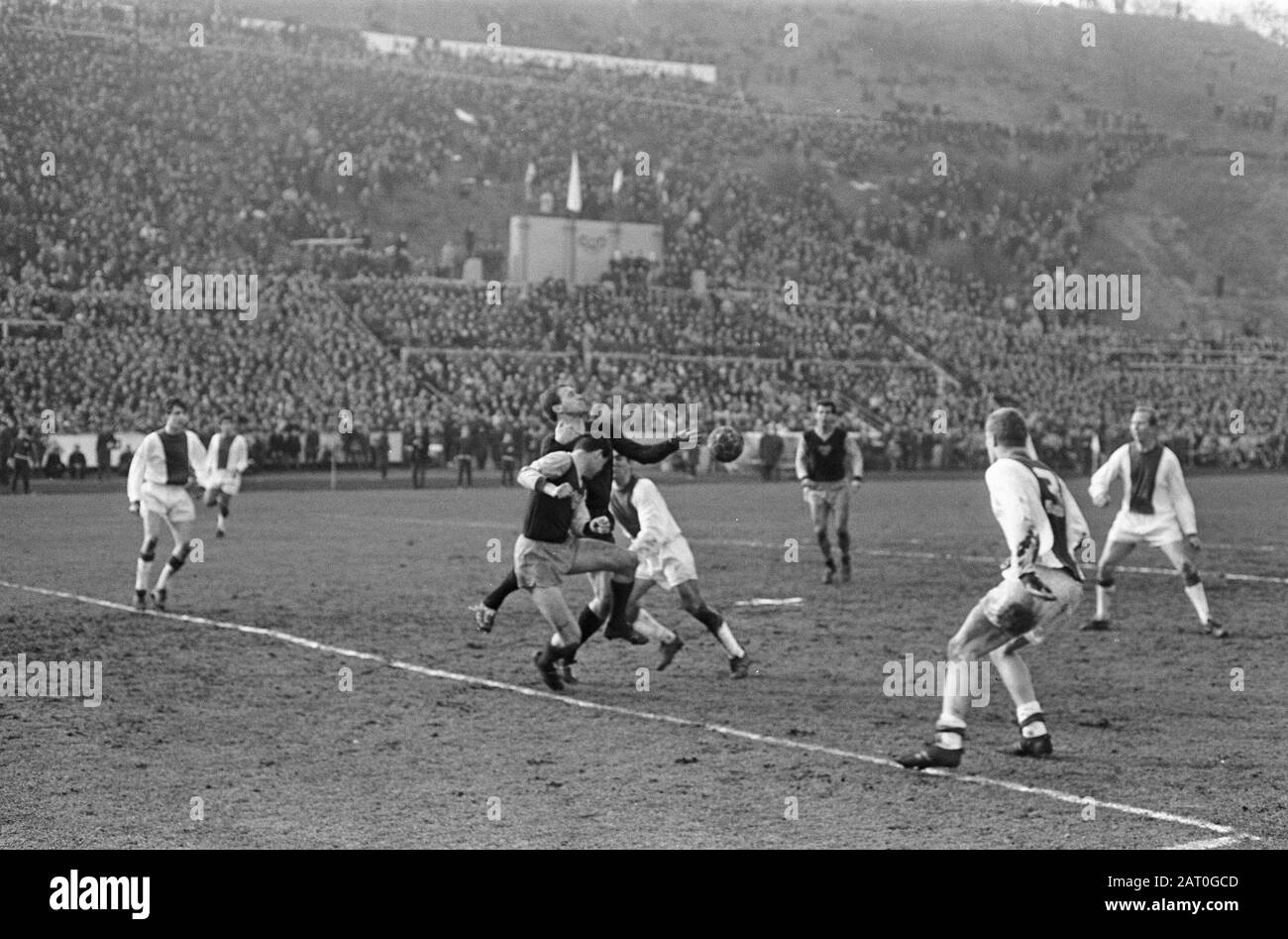 Goalkeeper ivo viktor hi-res stock photography and images - Alamy