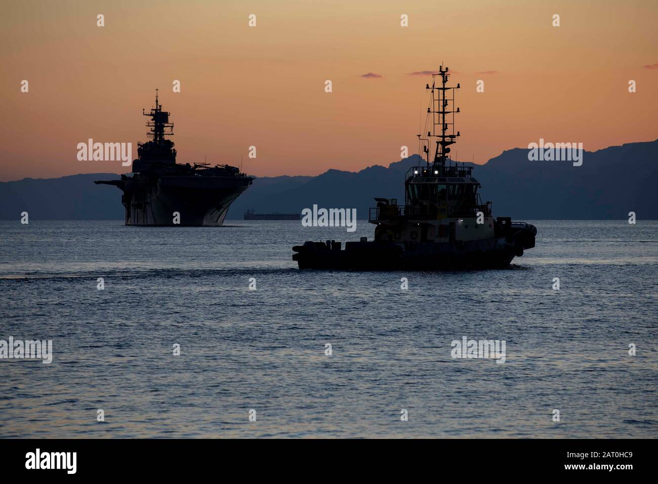 200119-N-KO533-1353 AQABA, Jordan (Jan. 19, 2020) - The amphibious ...