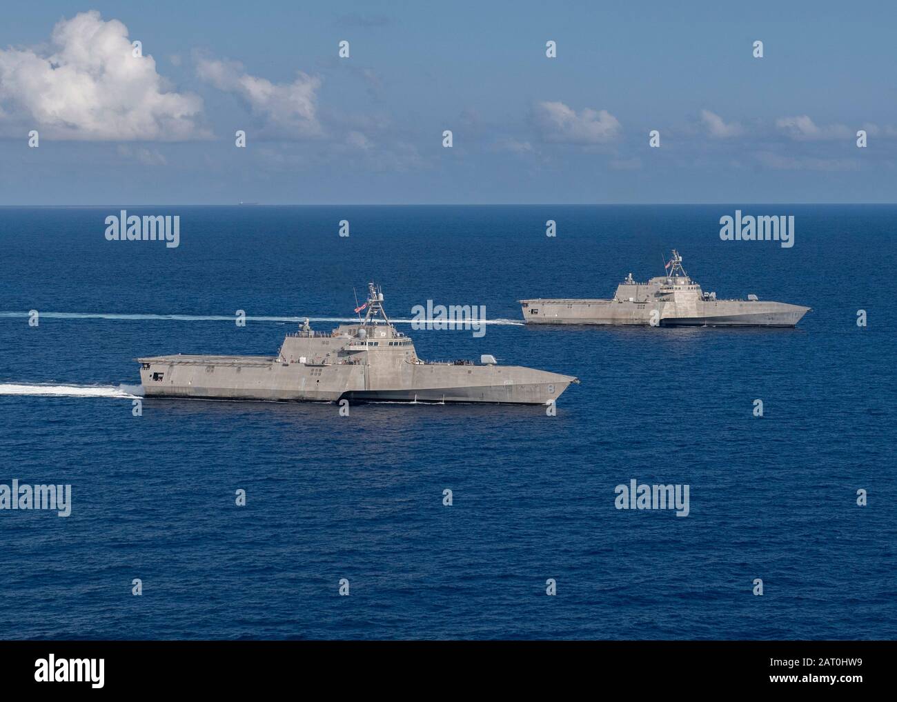200128-N-AT530-1550 SOUTH CHINA SEA (Jan. 28, 2020) The Independence ...