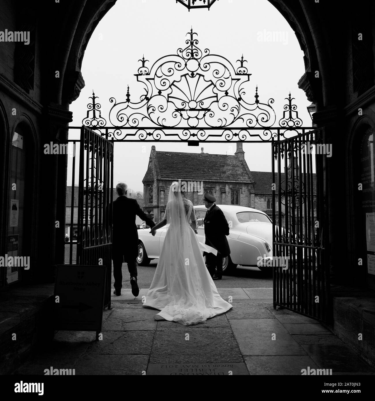Bridal portal hi-res stock photography and images - Alamy
