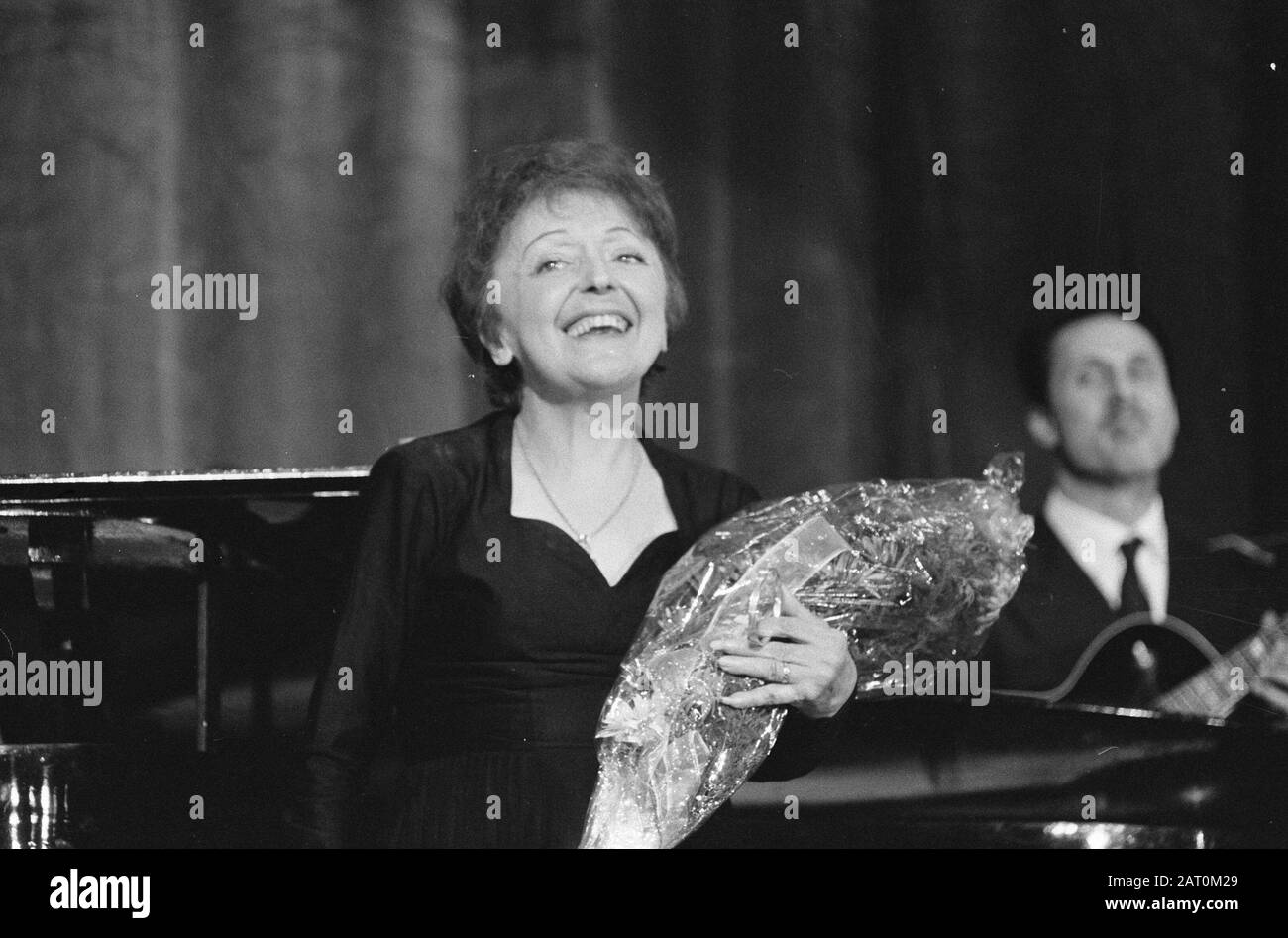 Edith Piaf sings in our country Date: December 13, 1962 Location ...