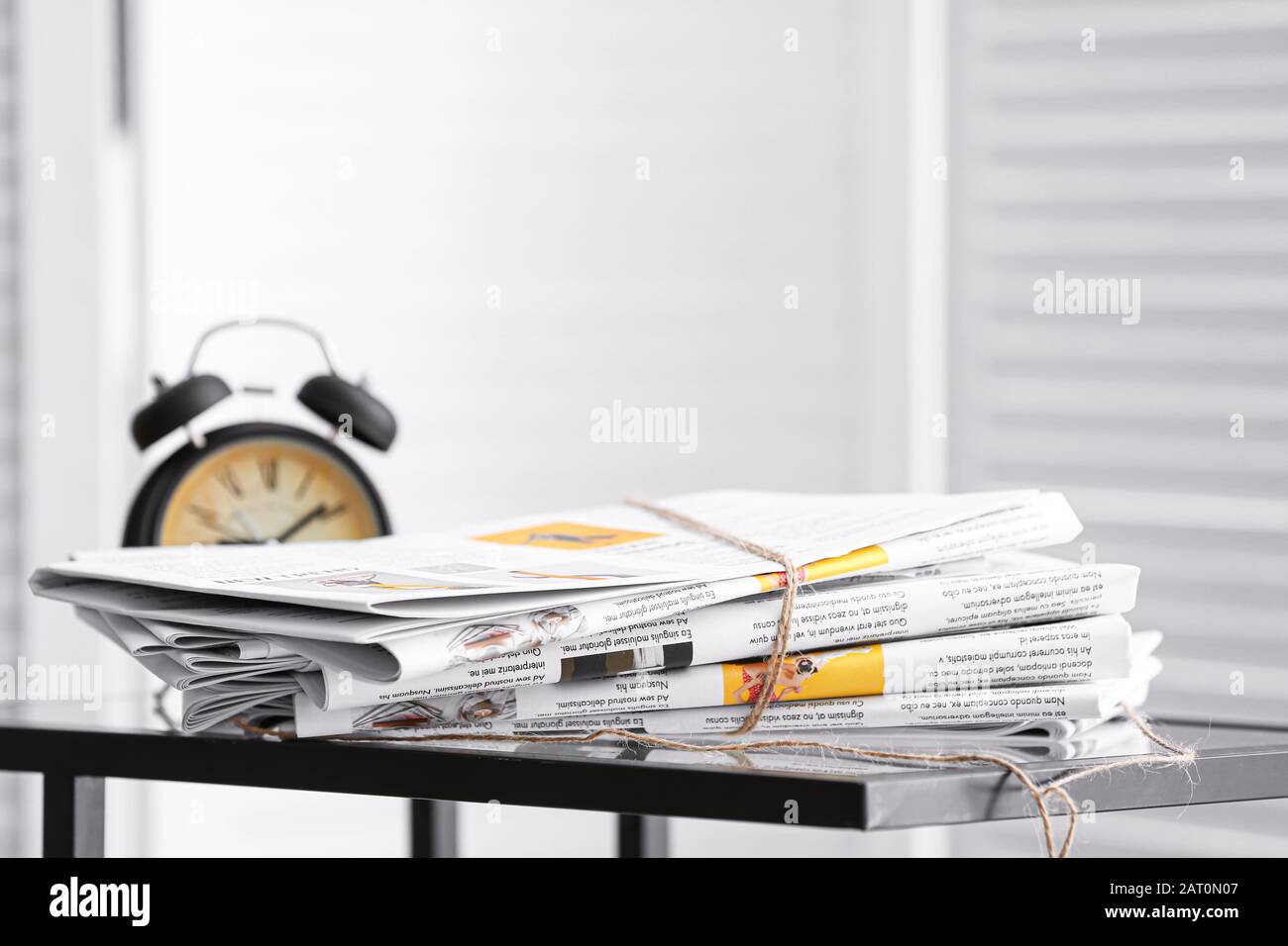 Clock in reading room hi-res stock photography and images - Alamy