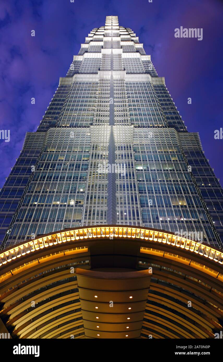 Jinmao tower interior hi-res stock photography and images - Alamy