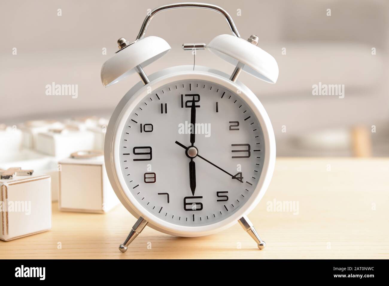 Analogue clock in room hi-res stock photography and images - Alamy