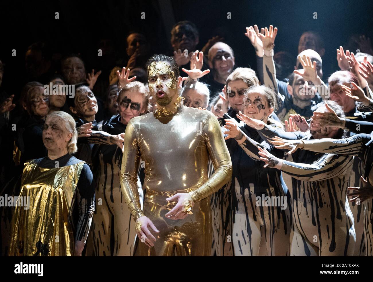 Palka hi-res stock photography and images - Alamy