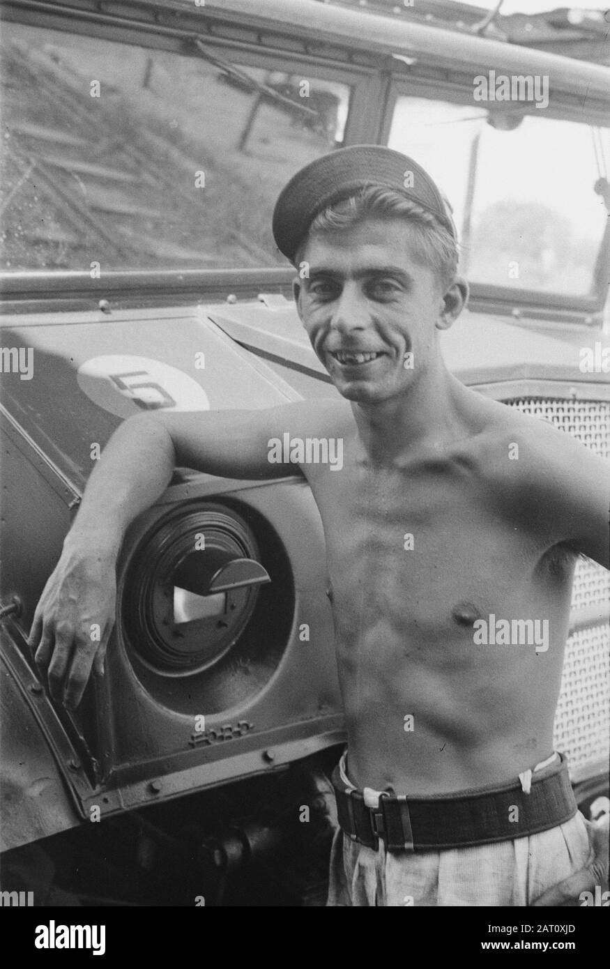 Demarcation Line Bandoeng; Award for Lieutenant Colonel at Bandoeng [A ...