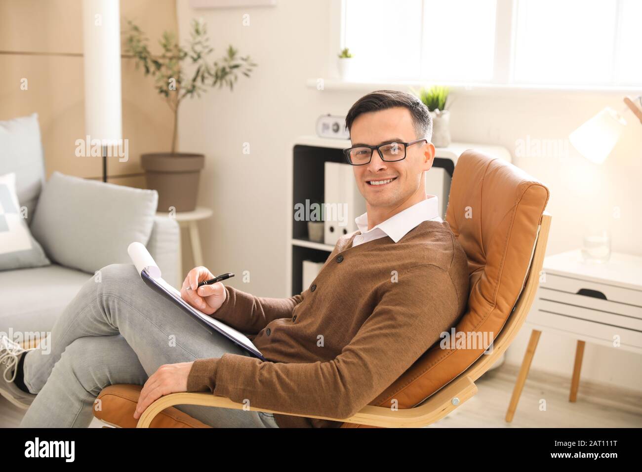Male psychologist hi-res stock photography and images - Alamy