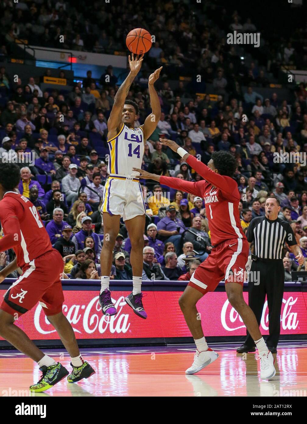 Baton Rouge, LA, USA. 29th Jan, 2020. LSU's Marlon Taylor (14) puts up ...