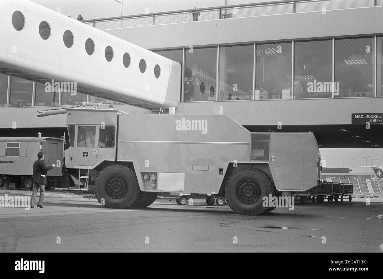 Five new fire engines at Schiphol Airport, fire engine One of the new ...