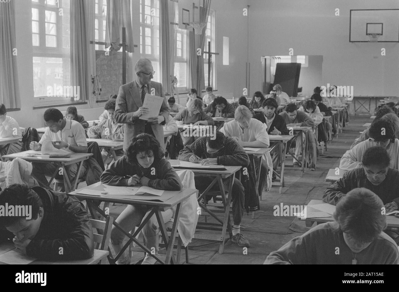 First day final exams lbo hi-res stock photography and images - Alamy