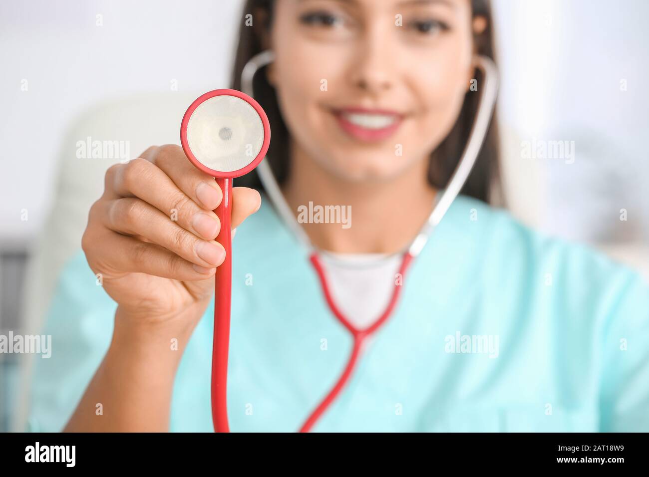 Female cardiologist in modern clinic Stock Photo - Alamy