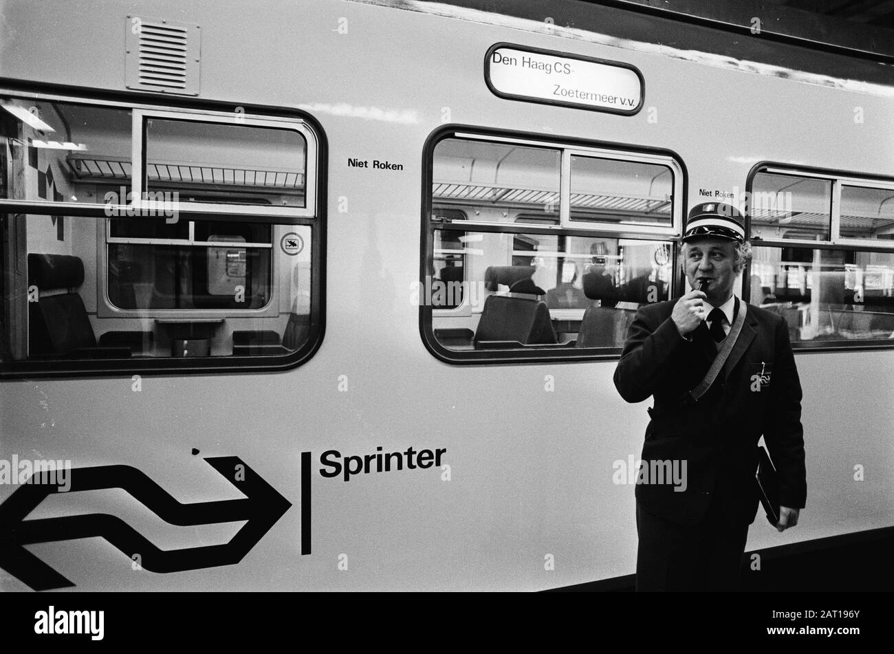 First ns sprinter started hi-res stock photography and images - Alamy