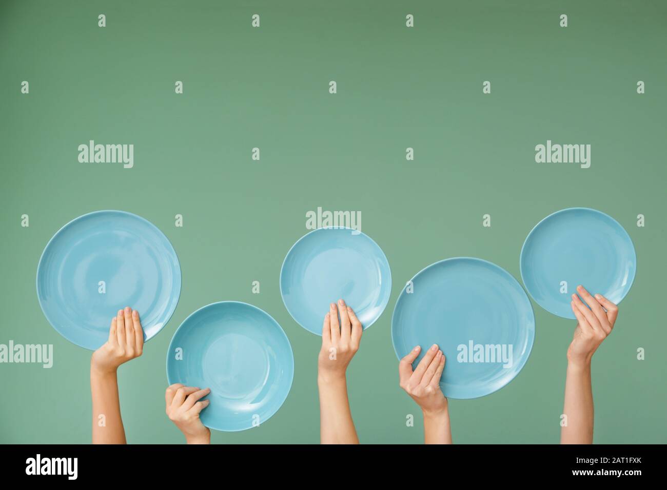 Raised plates hi-res stock photography and images - Alamy