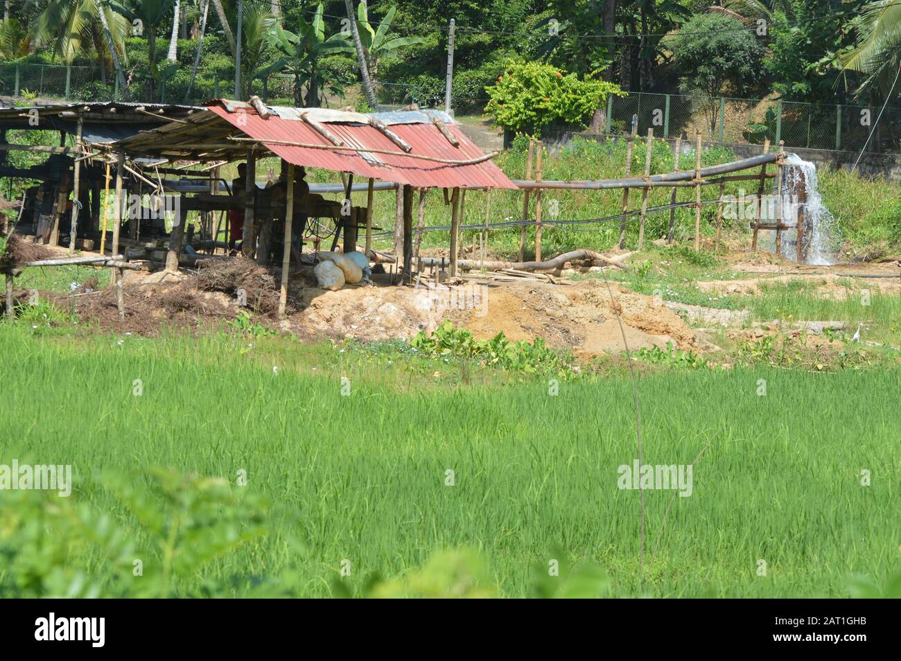 Gem mining sri lanka hi-res stock photography and images - Alamy