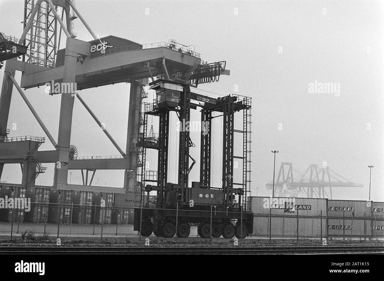 European Container Terminal (ECT) in Rotterdam with Sealand containers ...