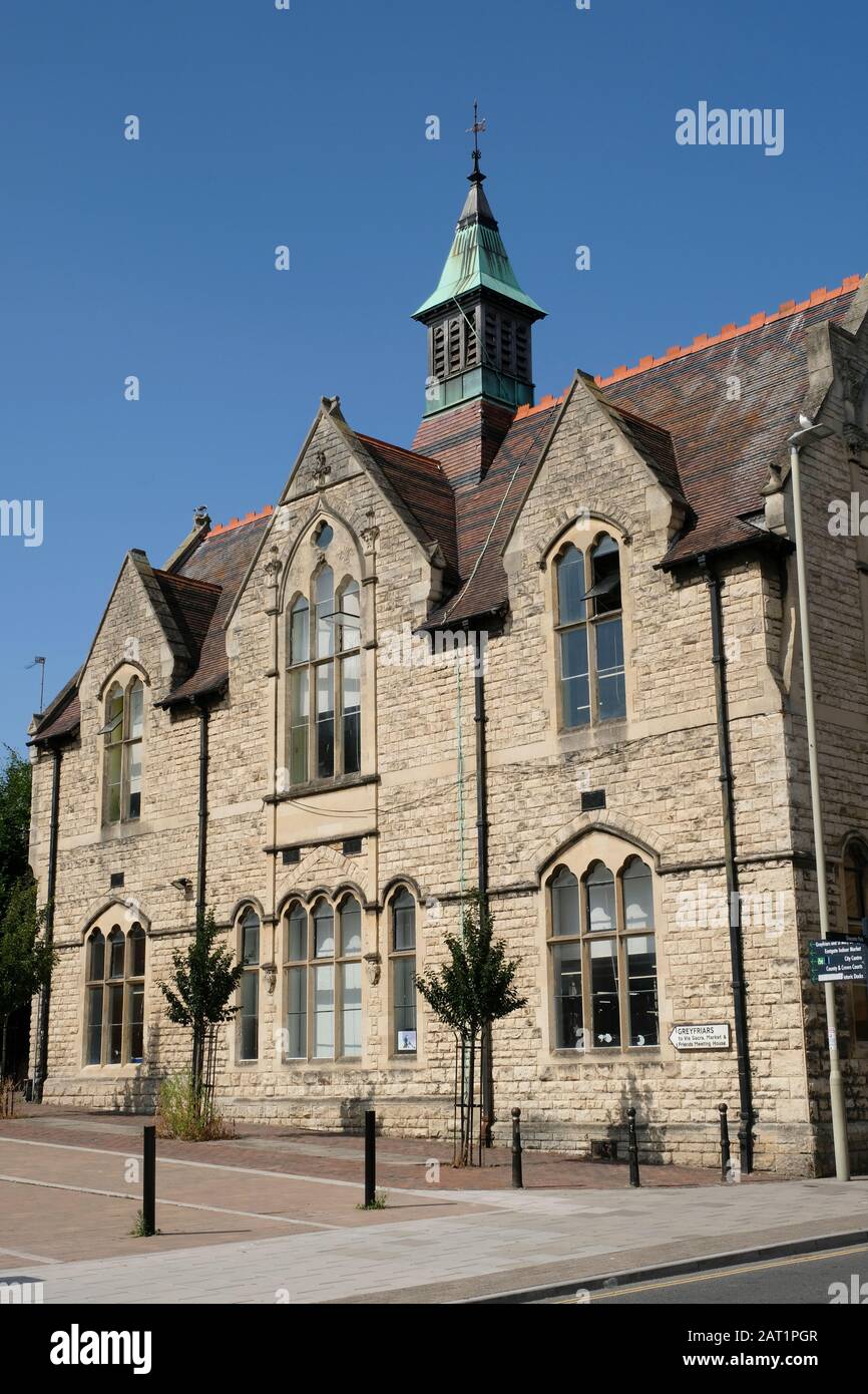 Gloucester public library in bright sunshine and clear blue sky Stock ...