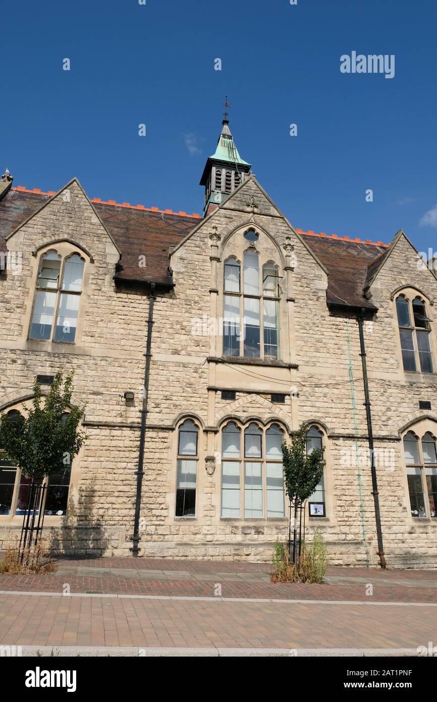 Gloucester public library in bright sunshine and clear blue sky Stock ...