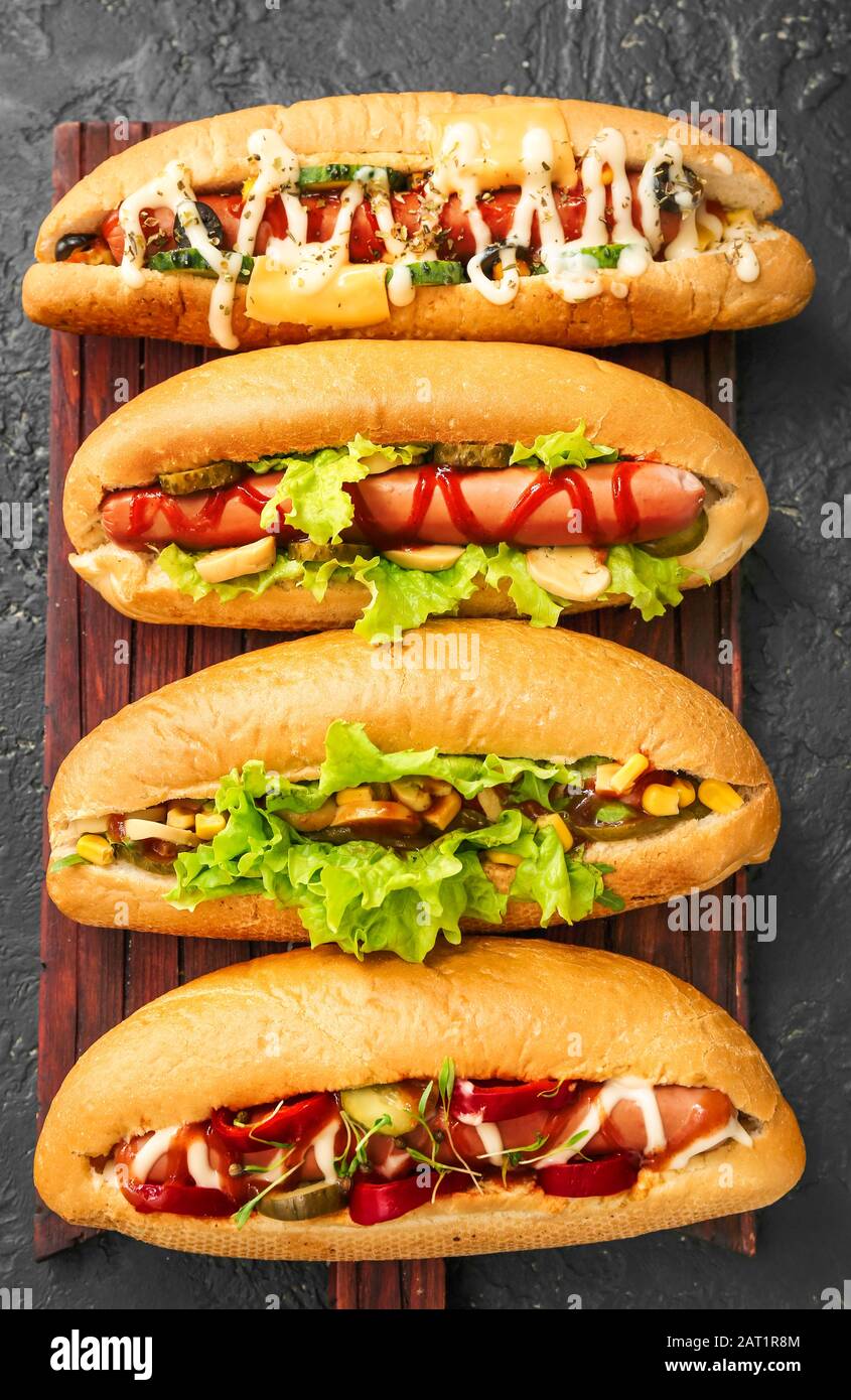 Hot dogs on table top view hi-res stock photography and images - Alamy
