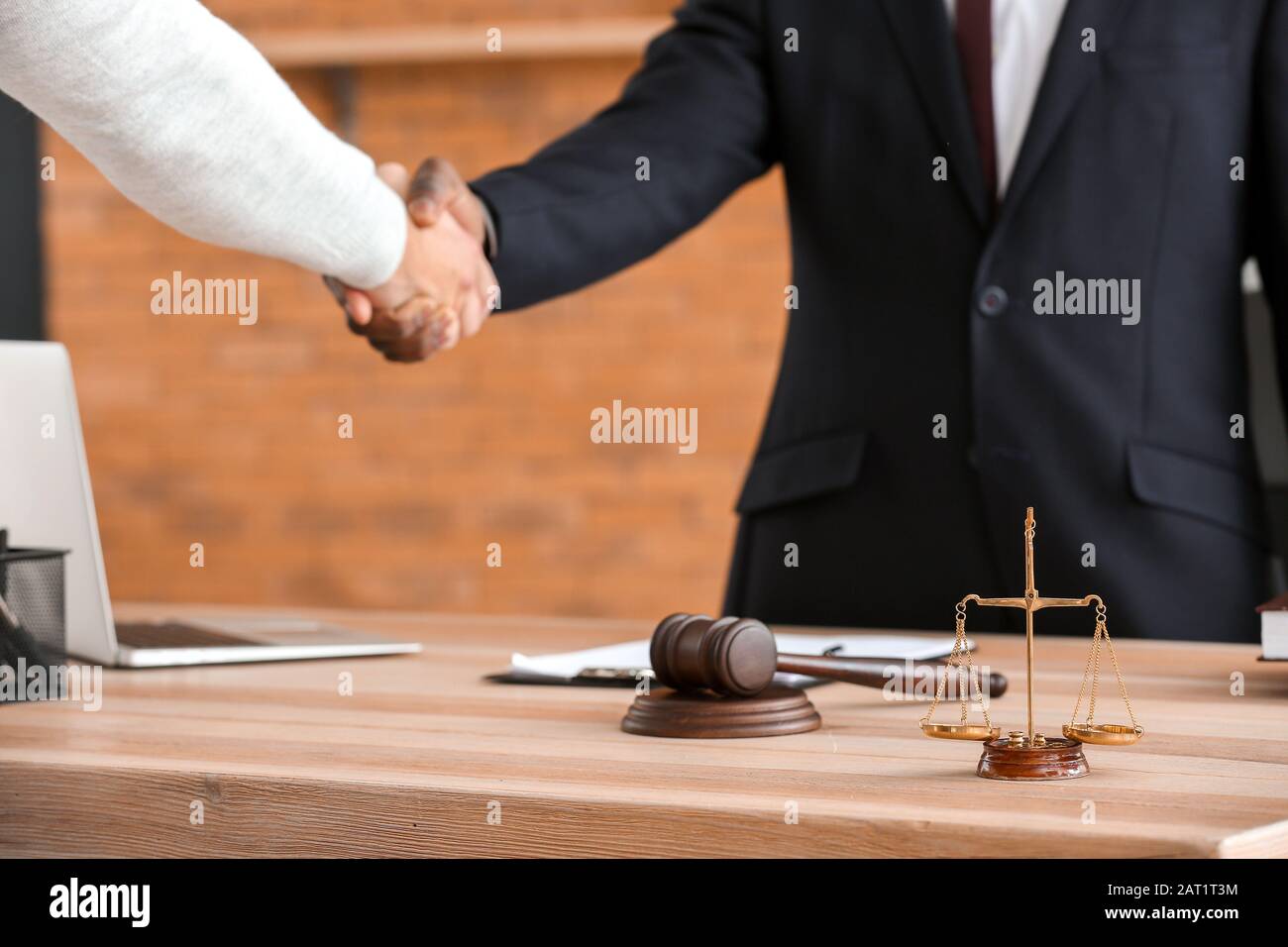 Judge lawyer shaking hands in hi-res stock photography and images - Alamy