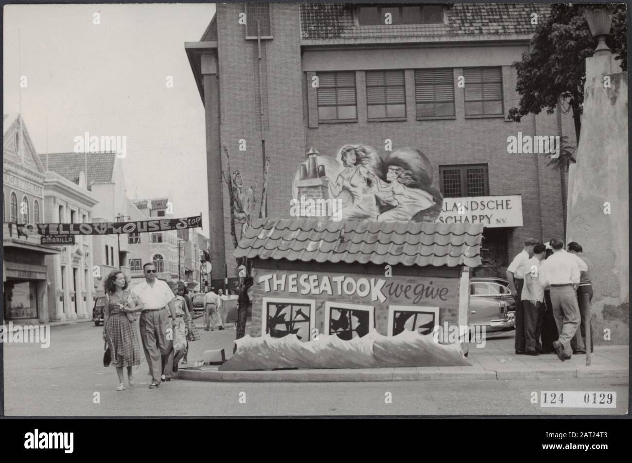 Watersnoodramp 1953 Willemstad (Curacao): call to give for the victims ...