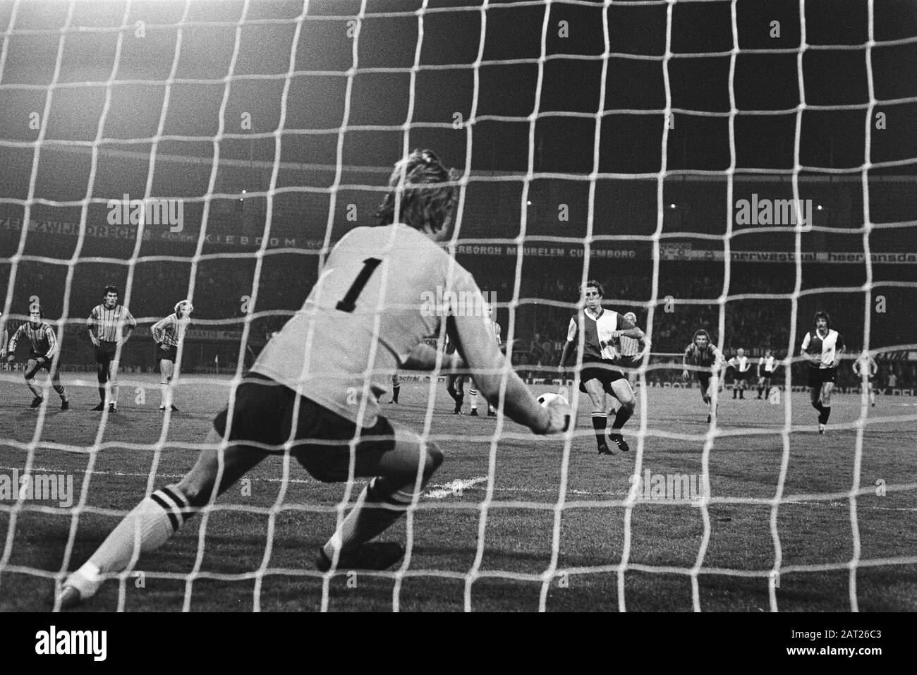 Feyenoord against Djengardens, Schneider scores from penalty Date ...