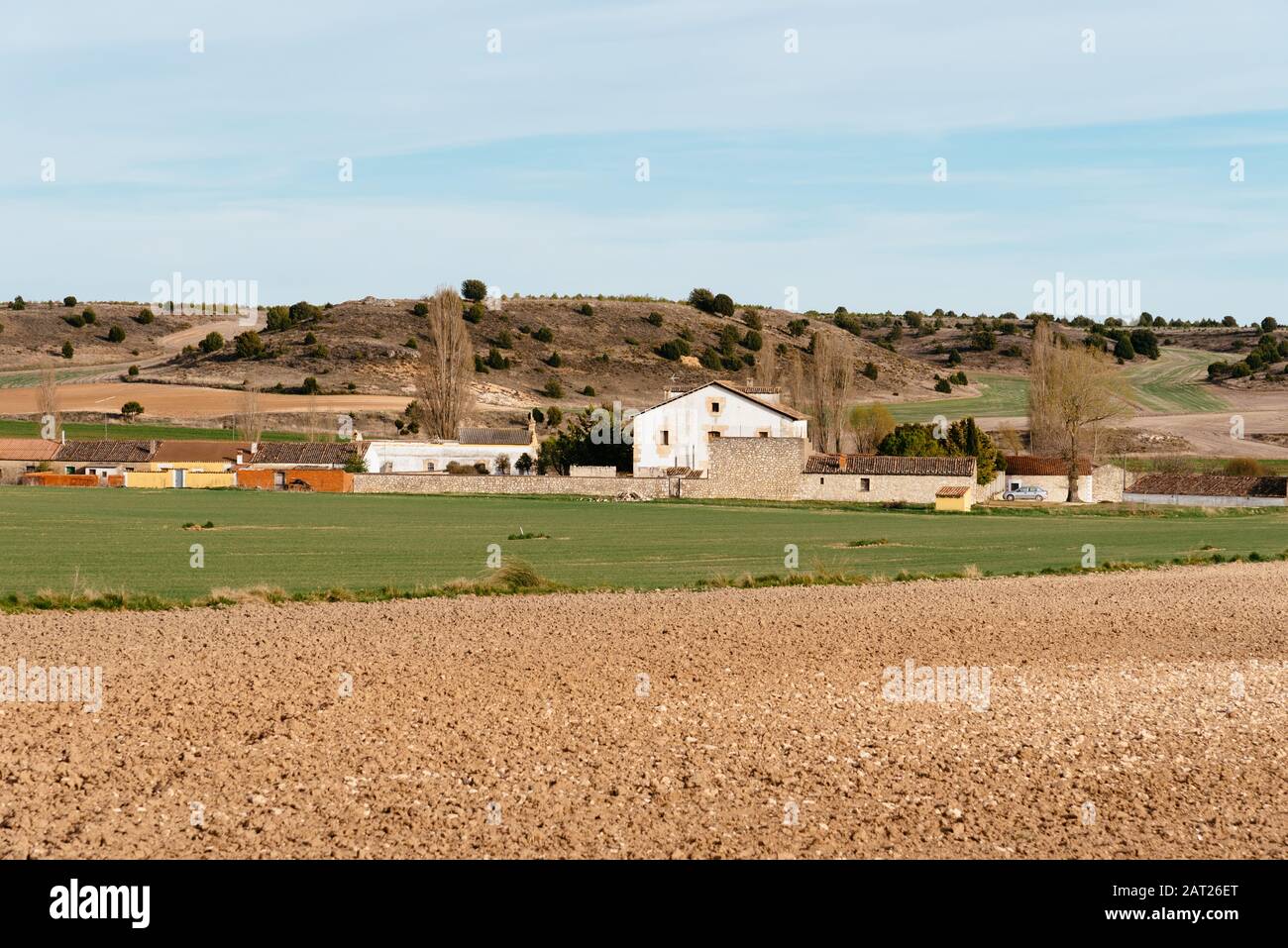 Panoramic view of rural landscape with farm in Castile, Spain Stock ...