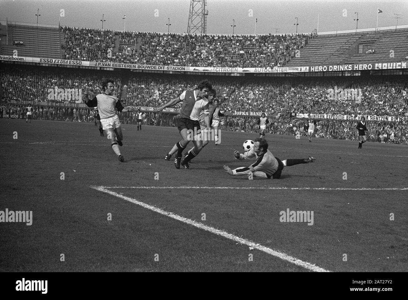 Feyenoord v vitesse Black and White Stock Photos & Images - Alamy