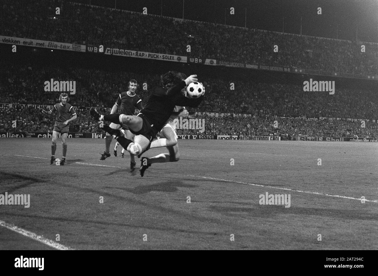 1973 football supporters Black and White Stock Photos & Images - Alamy