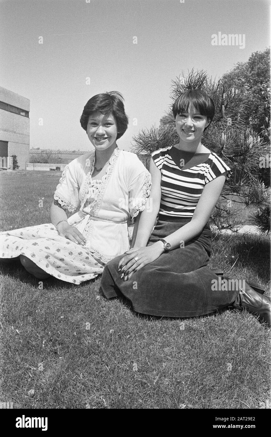 Finalists election Miss Pasar Malam commissioned, two girls from ...