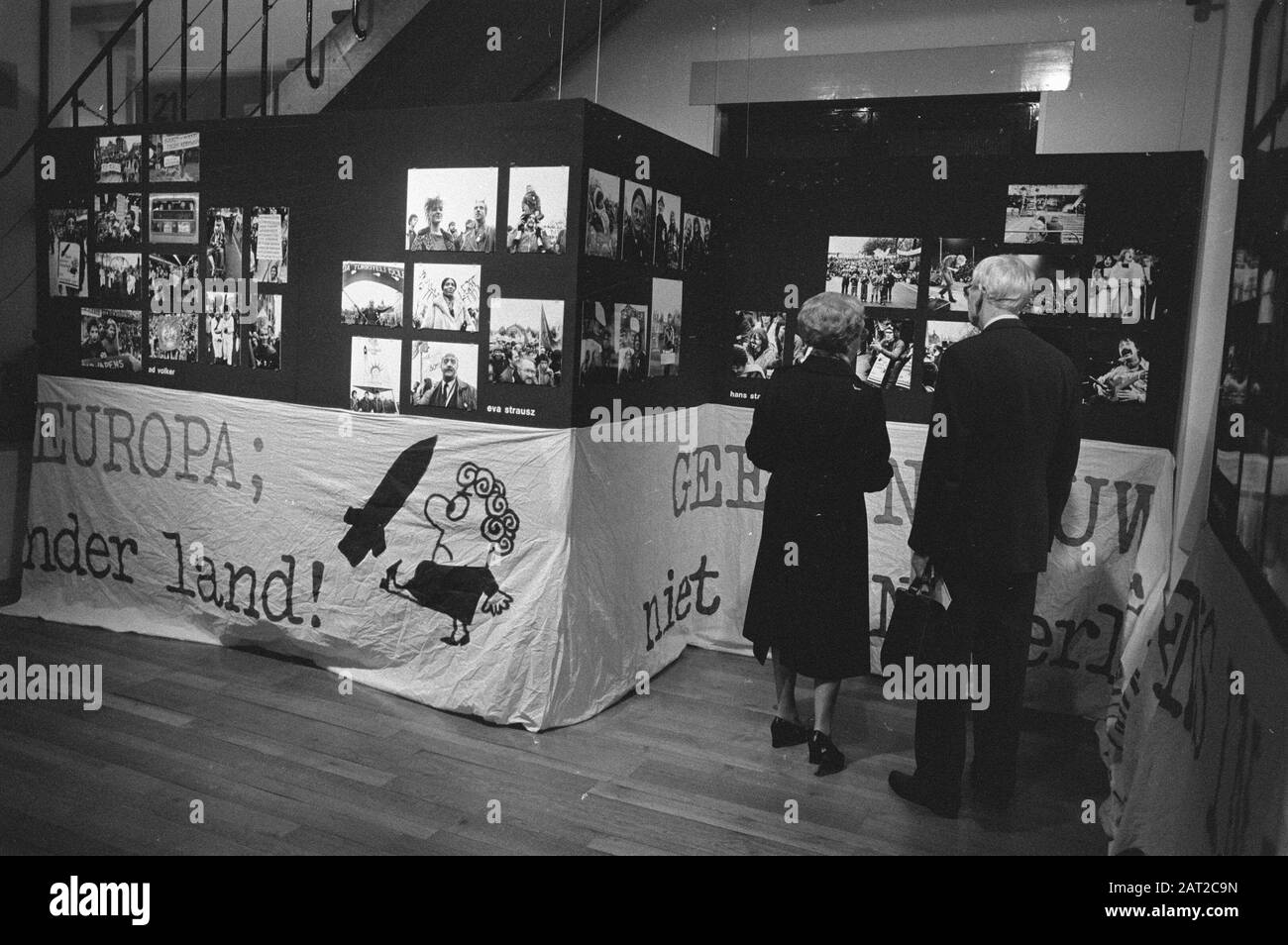 Photo exhibition at the Amsterdam Historical Museum about the anti ...