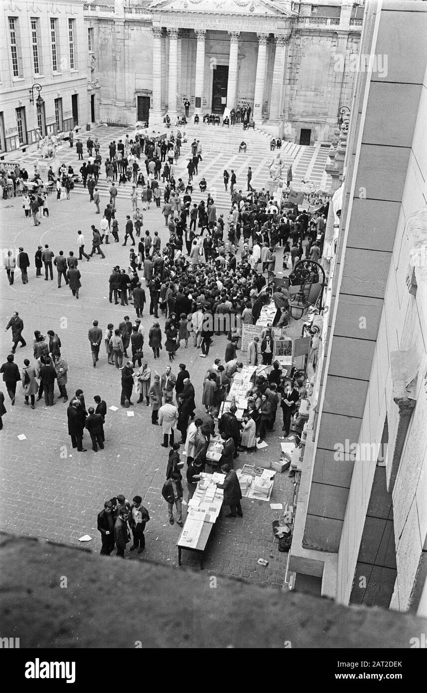 France. Sorbonne occupied by students Date: 28 May 1968 Location ...